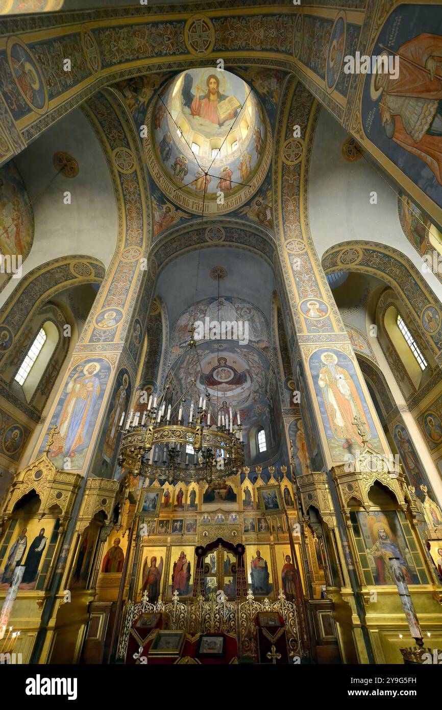 Bulgaria inside old church hi-res stock photography and images - Alamy