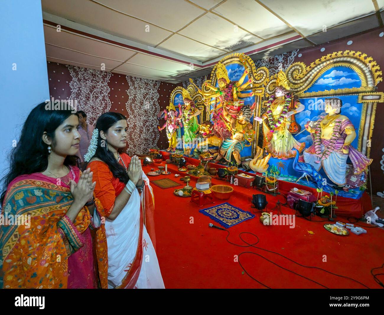 The second day of durga puja hi-res stock photography and images - Alamy