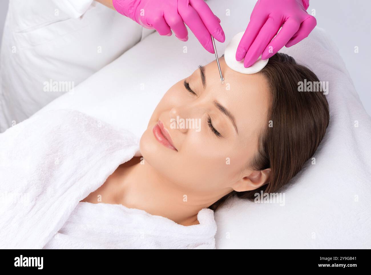 A procedure for cleansing the skin of the face from blackheads and acne ...