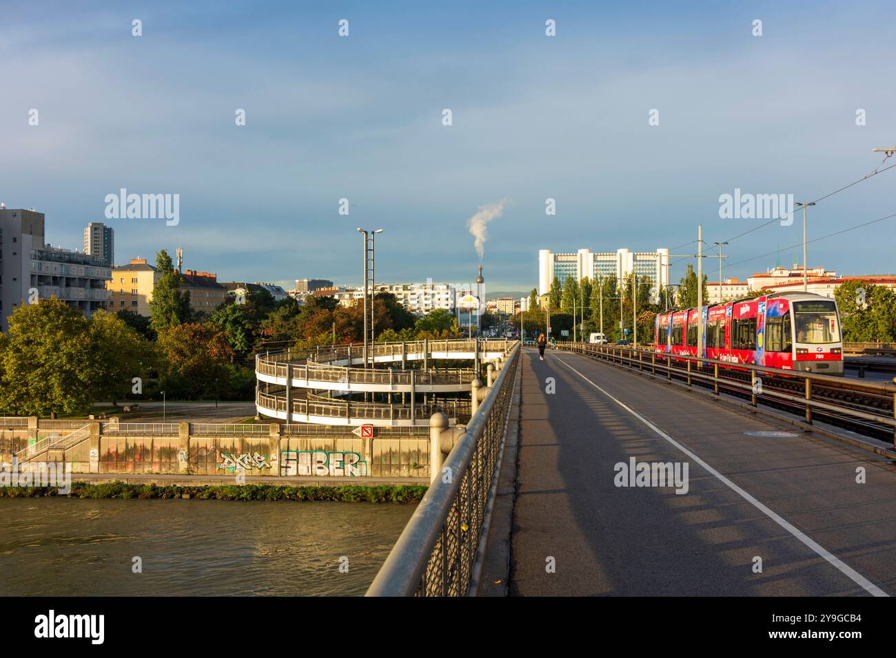 river Donau Danube, bridge Floridsdorfer Brücke, streetcar Vienna 20 ...