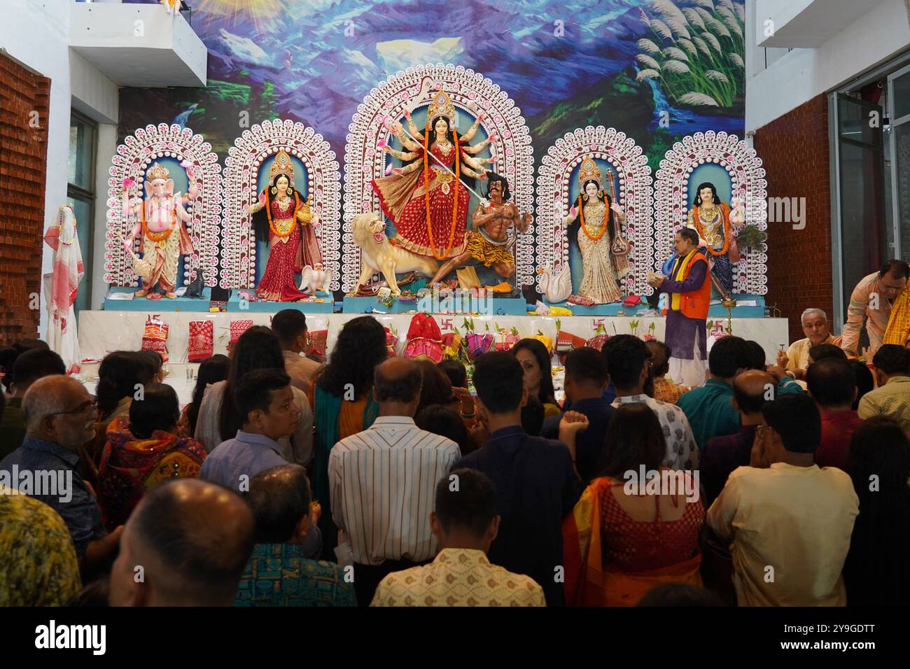 Kali bari temple in hi-res stock photography and images - Alamy