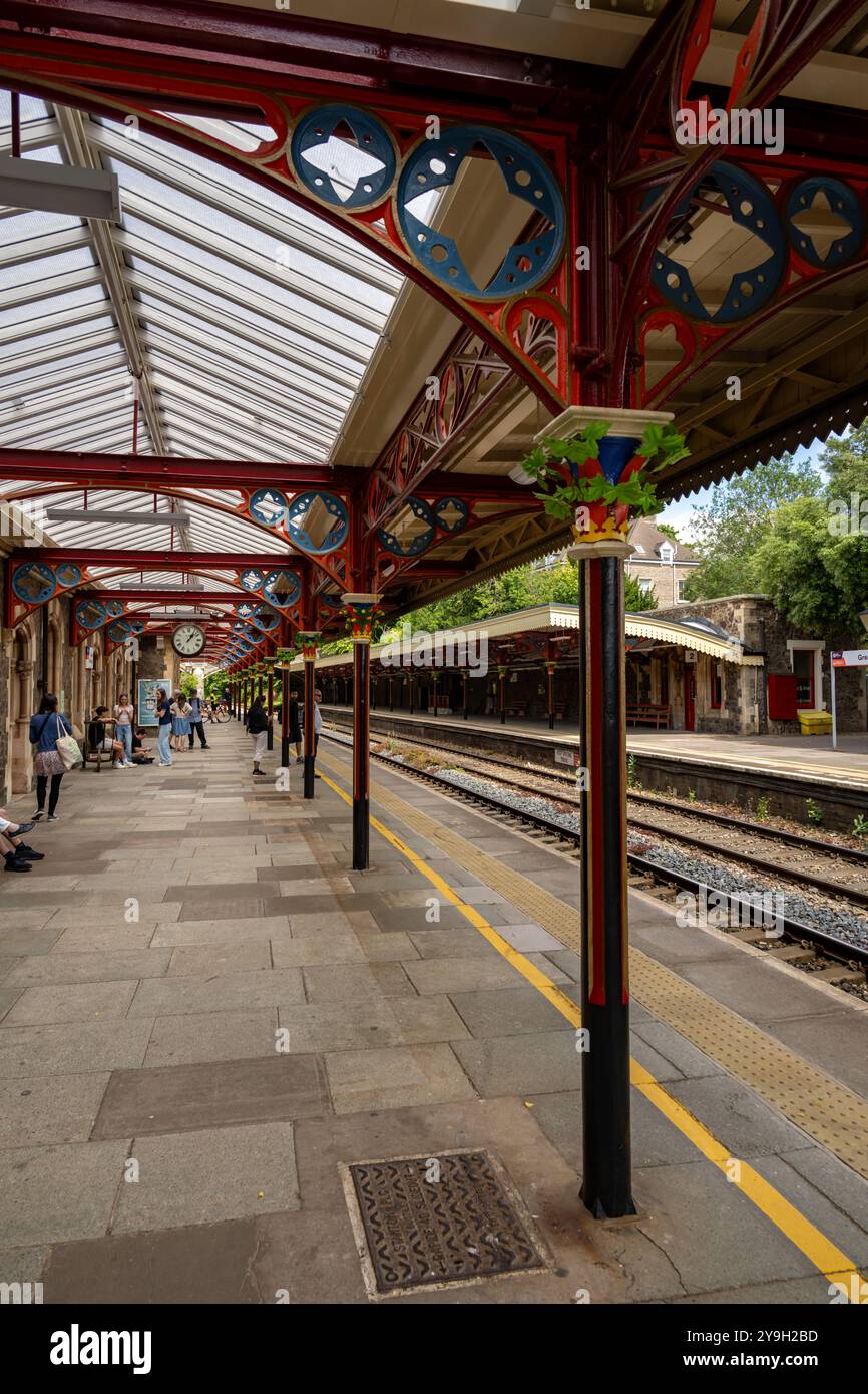 The platform of Great Malvern railway station Stock Photo - Alamy