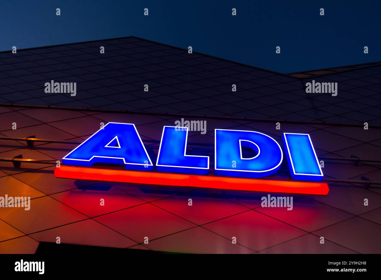 Aldi logo supermarket Aldi store sign Germany Stock Photo - Alamy