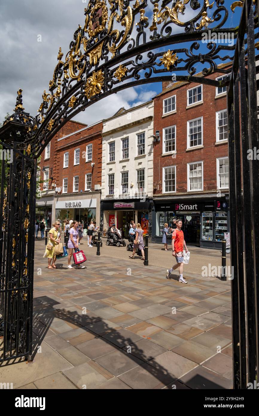 The gates to The Guildhall Worcester on a summer day Stock Photo - Alamy
