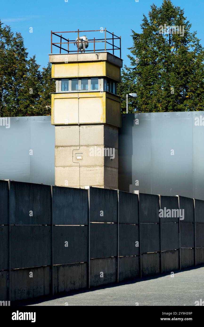 Tower Watchtower Berlin Wall Memorial Berlin Germany Border between ...