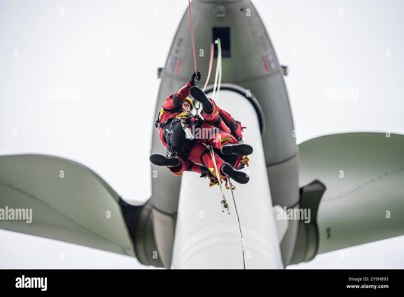 Height rescuers from the Gelsenkirchen professional fire department ...