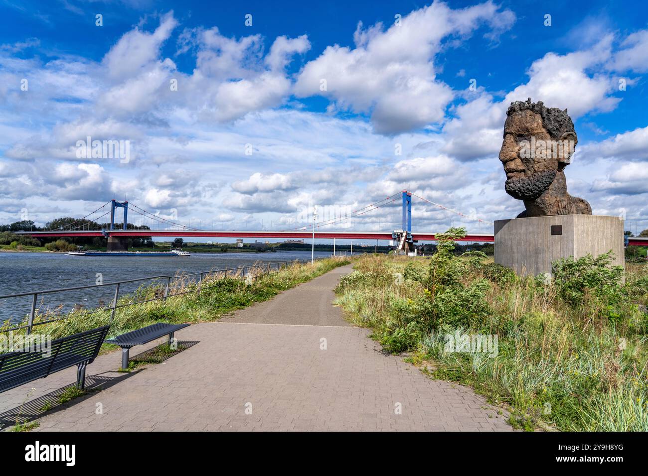 The Friedrich Ebert Bridge over the Rhine between Ruhort and Homberg ...