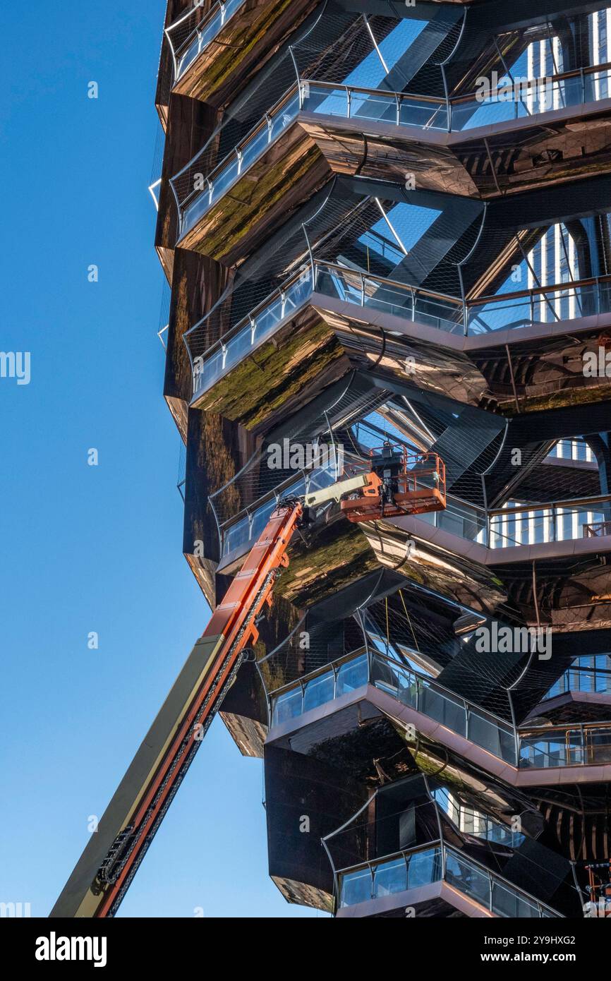 A protective barrier is being installed in Hudson yards vessel ...