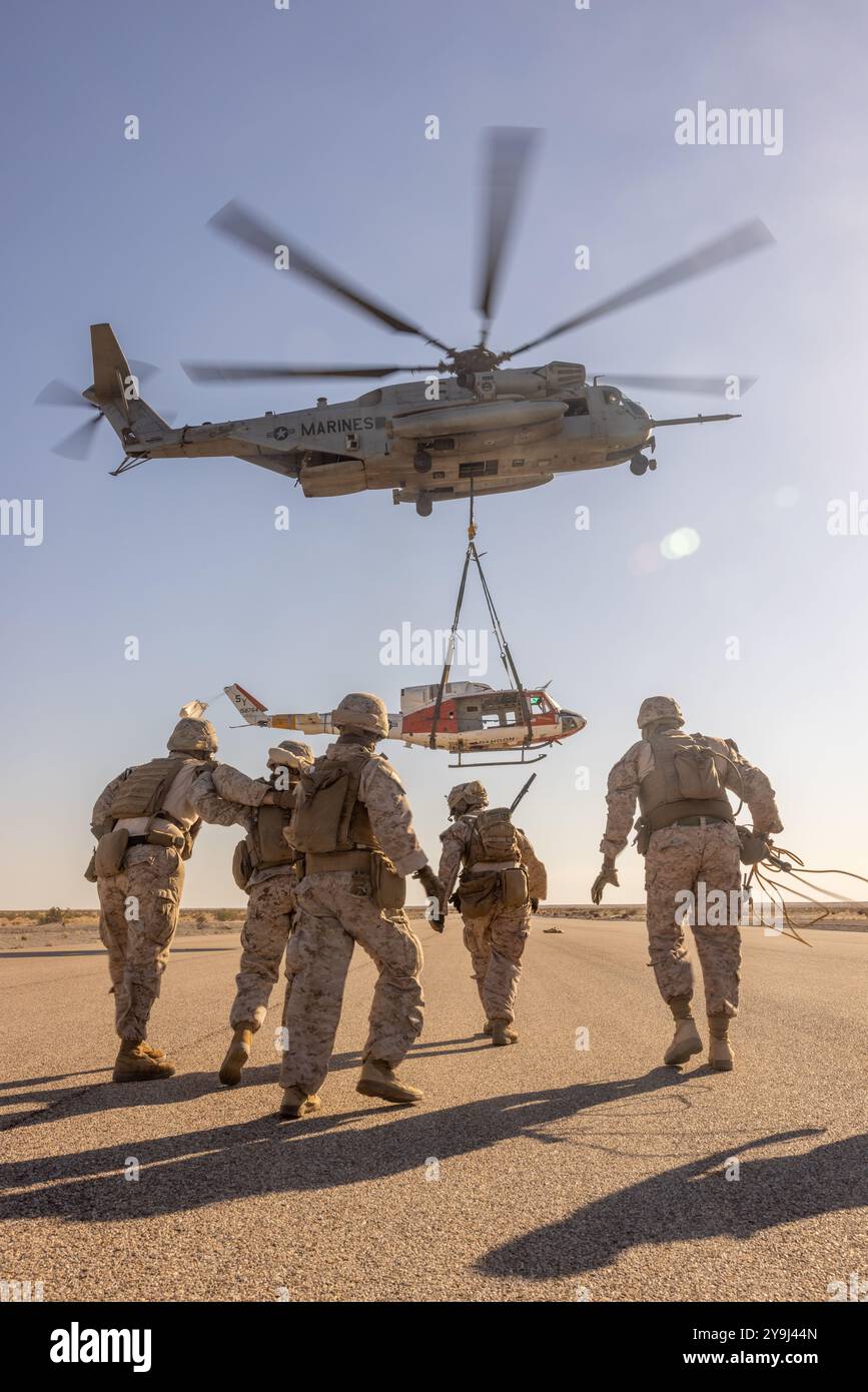 U.S. Marines with 8th Engineer Support Battalion, Combat Logistics ...