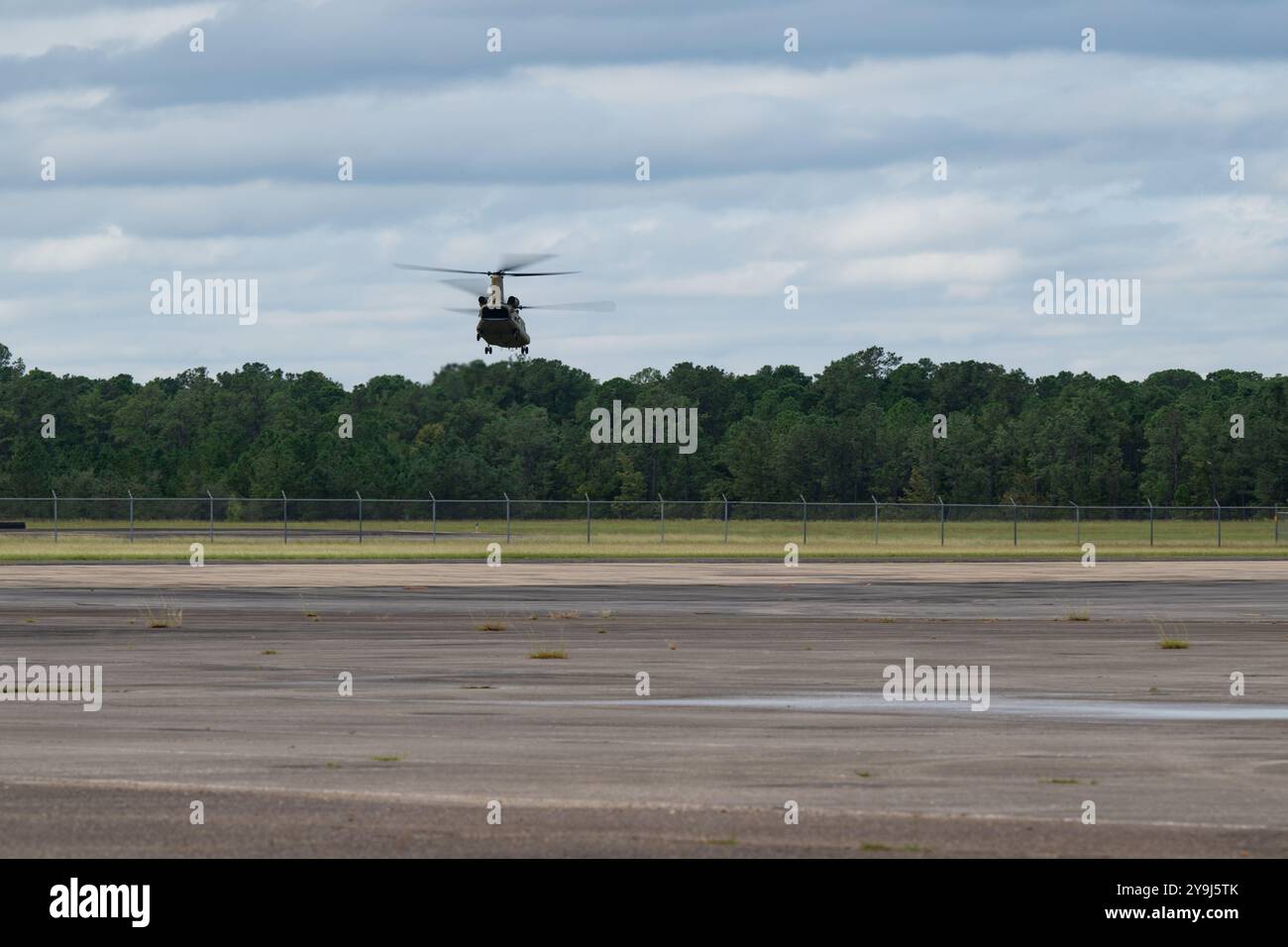 Soldiers assigned to the 3rd Battalion, 20th Special Forces Group ...