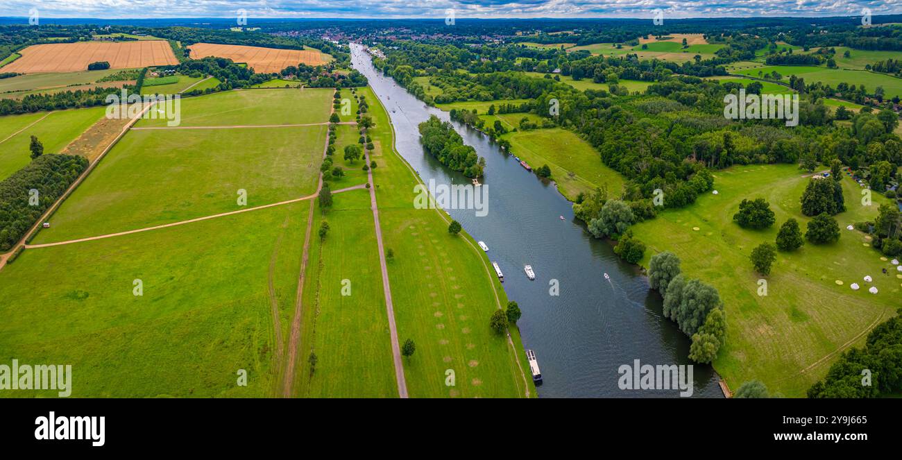 Aerial view of Hambleden Lock near Mill End on the river Thames, UK ...