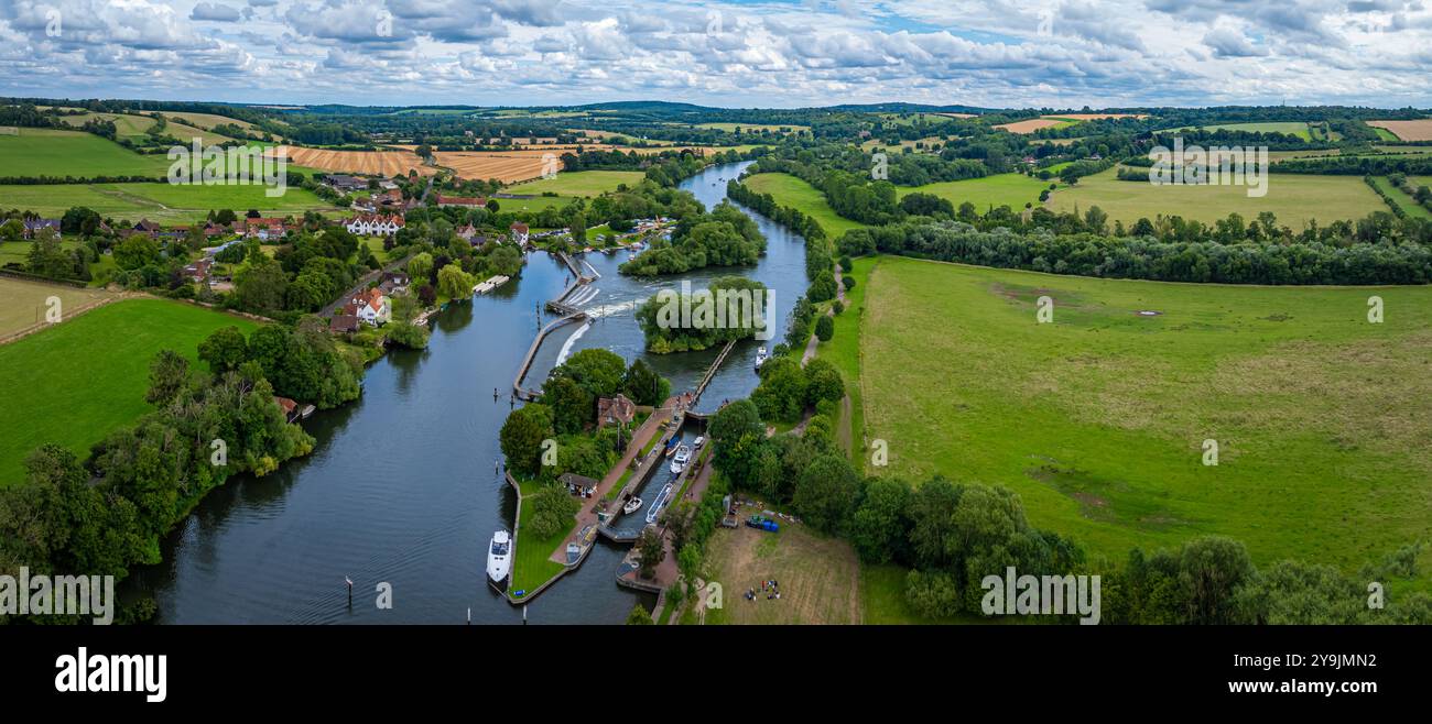 Aerial view of Hambleden Lock near Mill End on the river Thames, UK ...