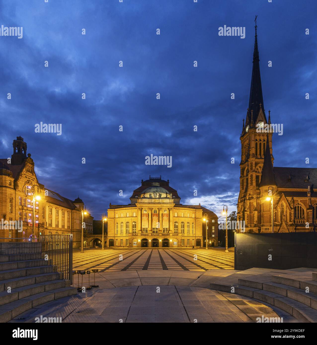 Sights on Theatre Square at night: Opera House, Petrikirche, Hotel ...