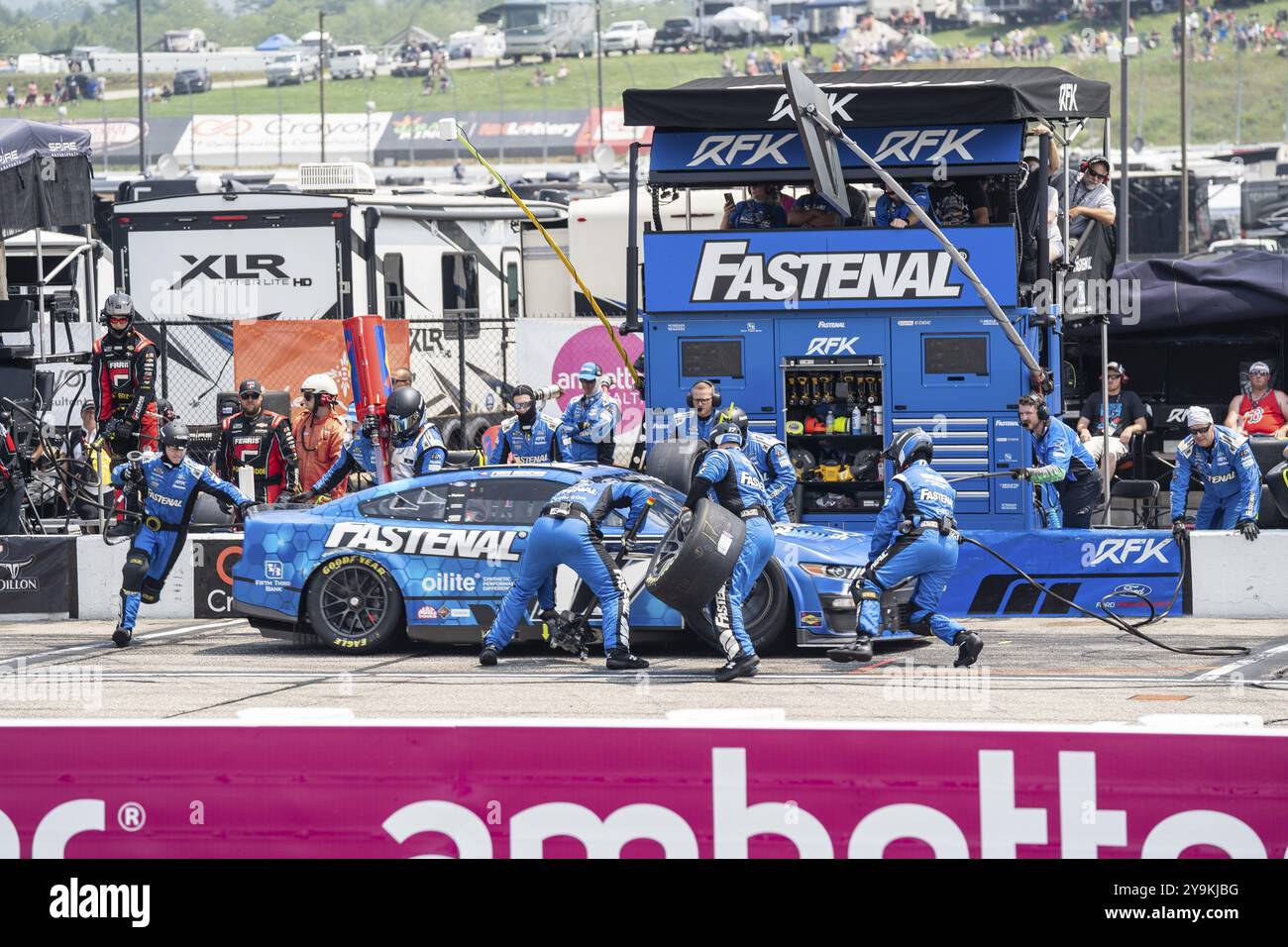 NASCAR Cup Driver Chris Buescher (17) and crew make a pit stop for the ...