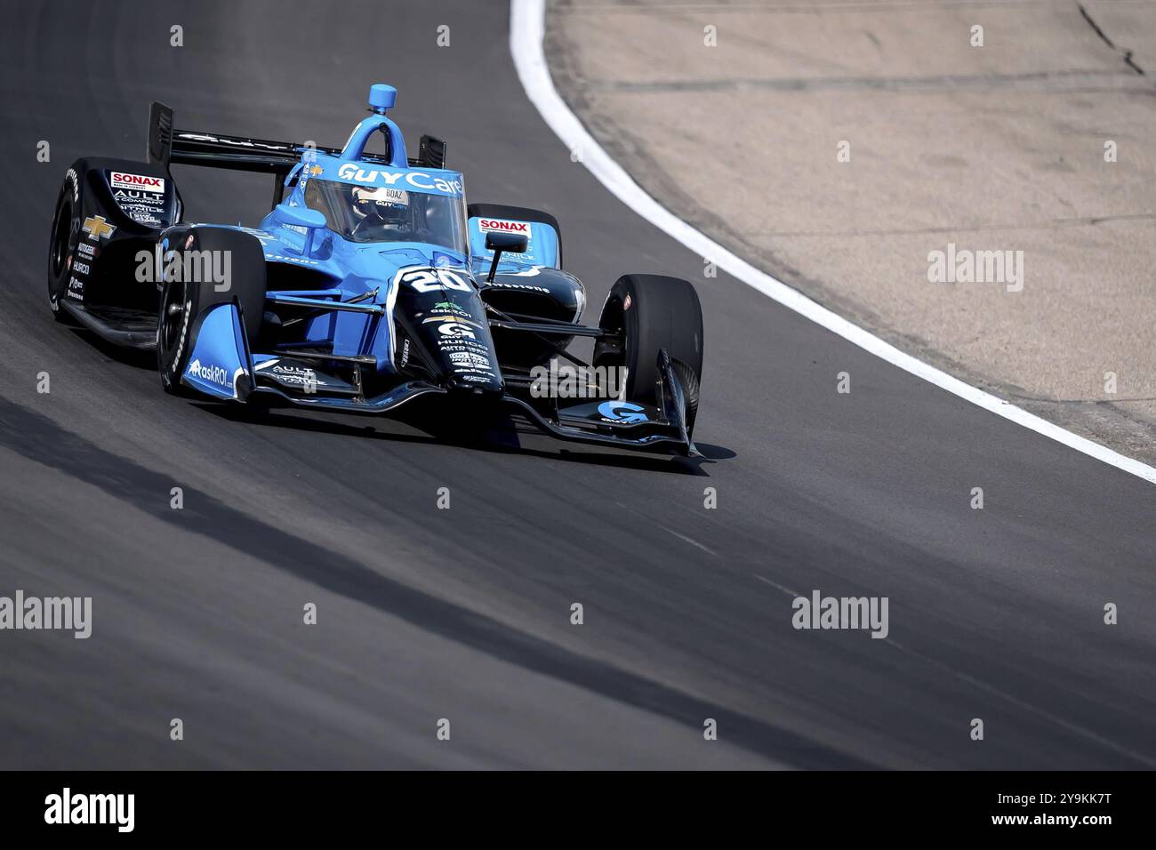 ED CARPENTER (20) of Indianapolis, Indiana practices for the Hy-Vee ...