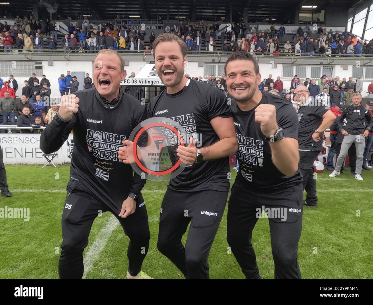 Coach Mario Klotz (Villingen 08) celebrates with his co-coaches with ...