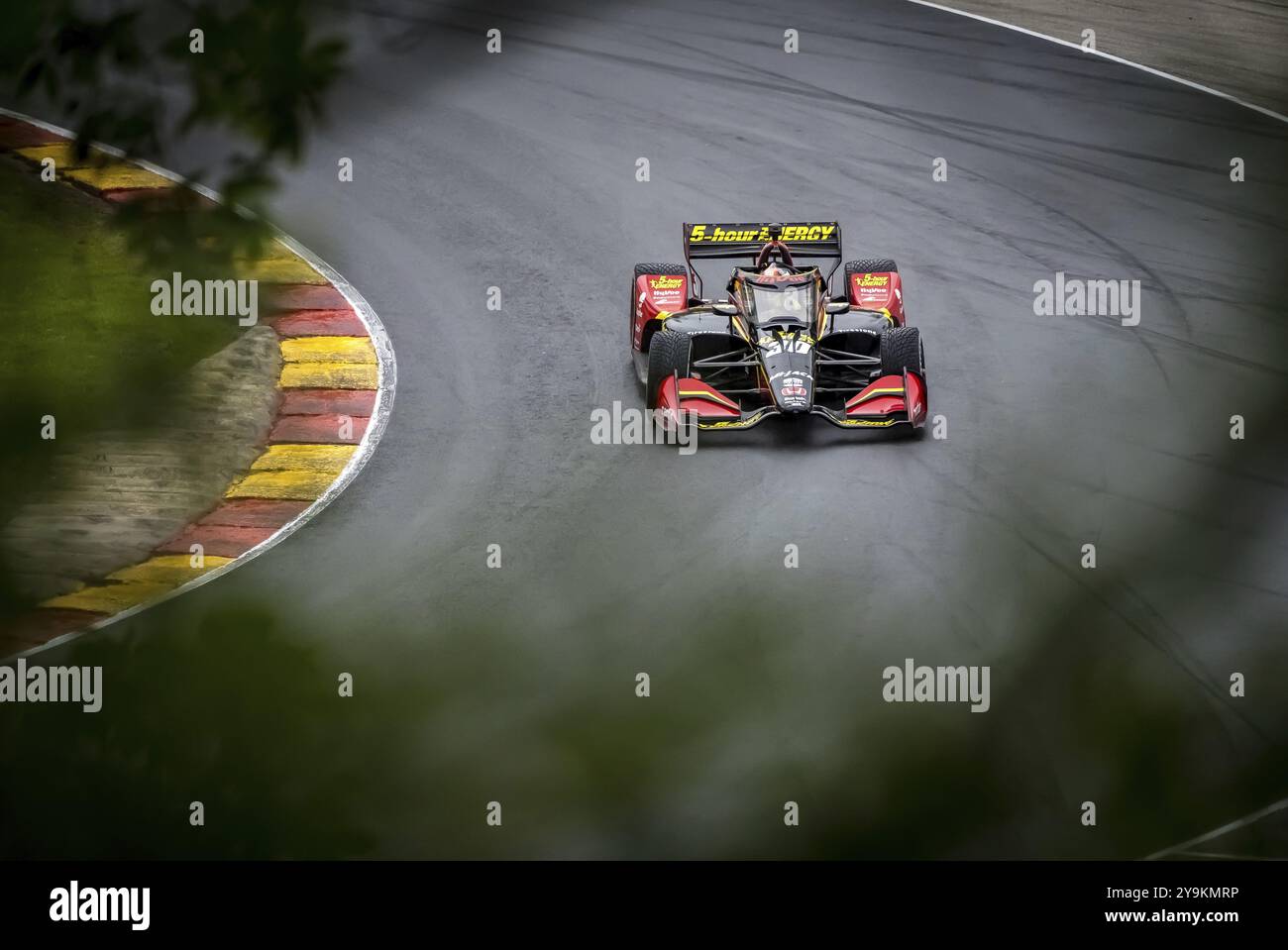 PIETRO FITTIPALDI (30) of Miami, Florida comes through turn 12 (Canada ...