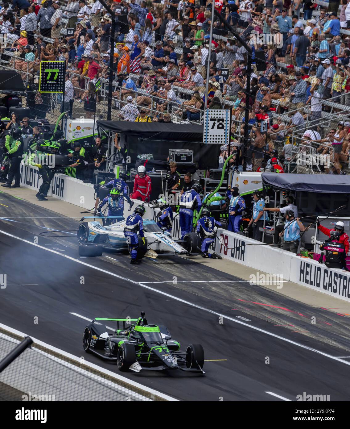 INDYCAR driver, CALLUM ILOTT (77) of Cambridge, Cambridgeshire, England ...