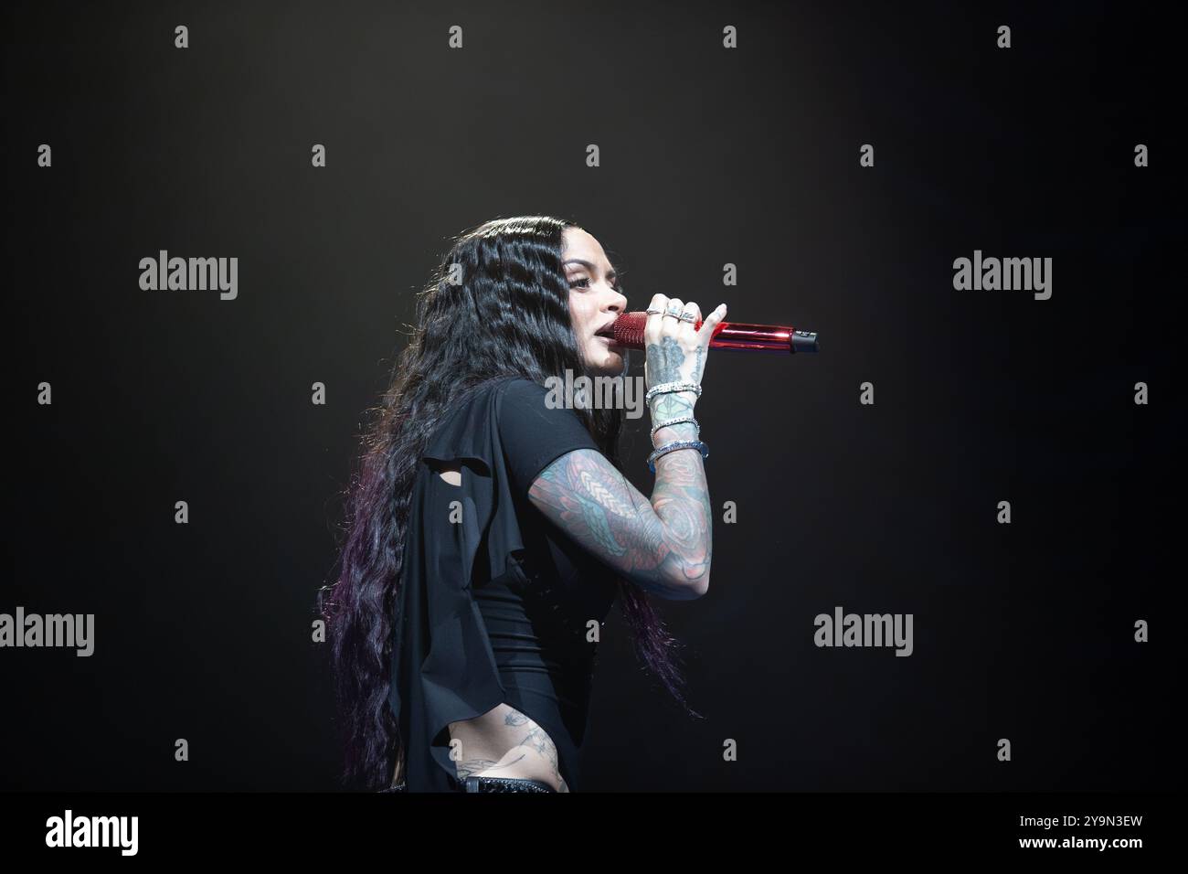 Crash world tour hi-res stock photography and images - Alamy