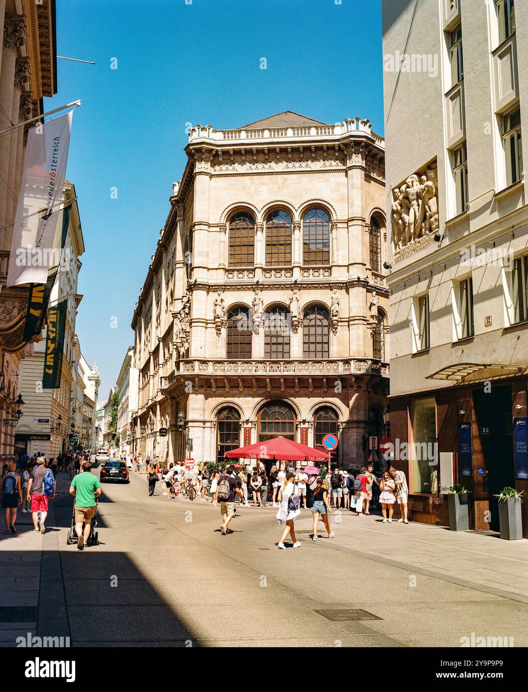 Viennese coffee house austria hi-res stock photography and images - Alamy