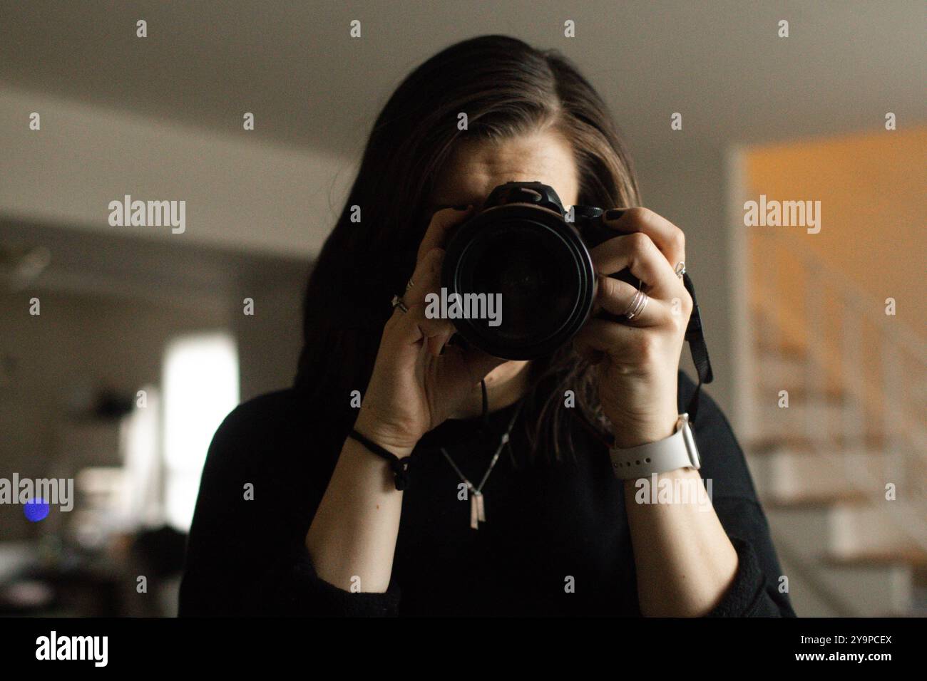 Storytelling shots hi-res stock photography and images - Alamy