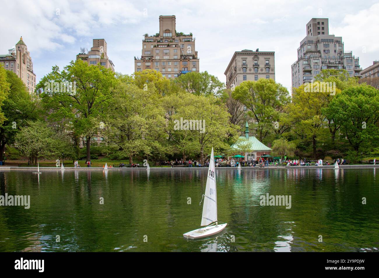 Model boat sailing in pond in Central Park NYC Stock Photo - Alamy