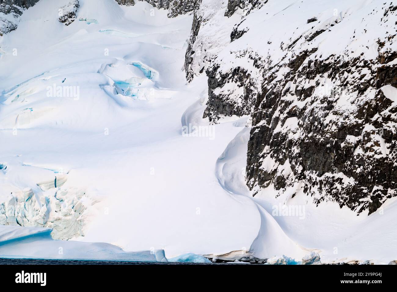 Antarctica mountains and ocean. South Pole. Antarctica seascape Stock ...