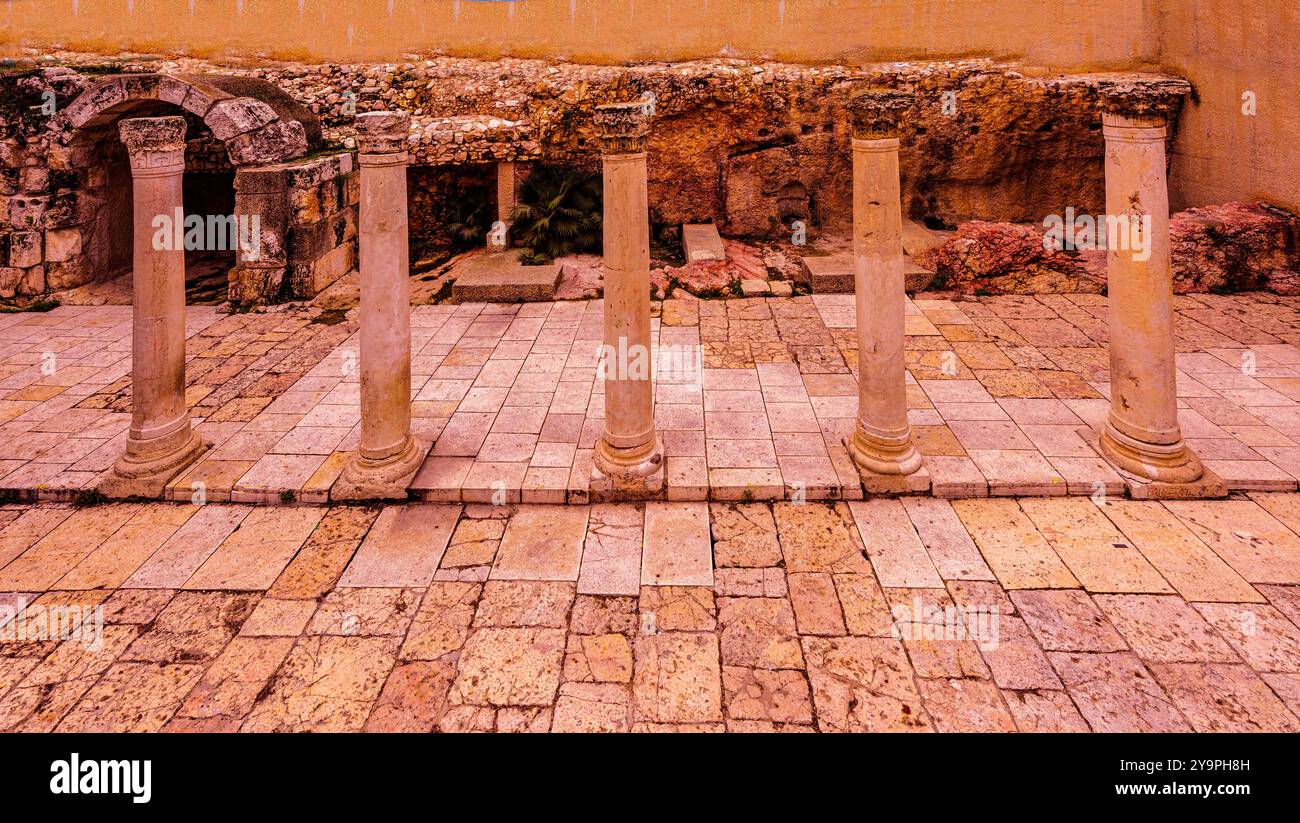 The ancient Roman colonnade (Cardo) located in Jewish Quarter of ...