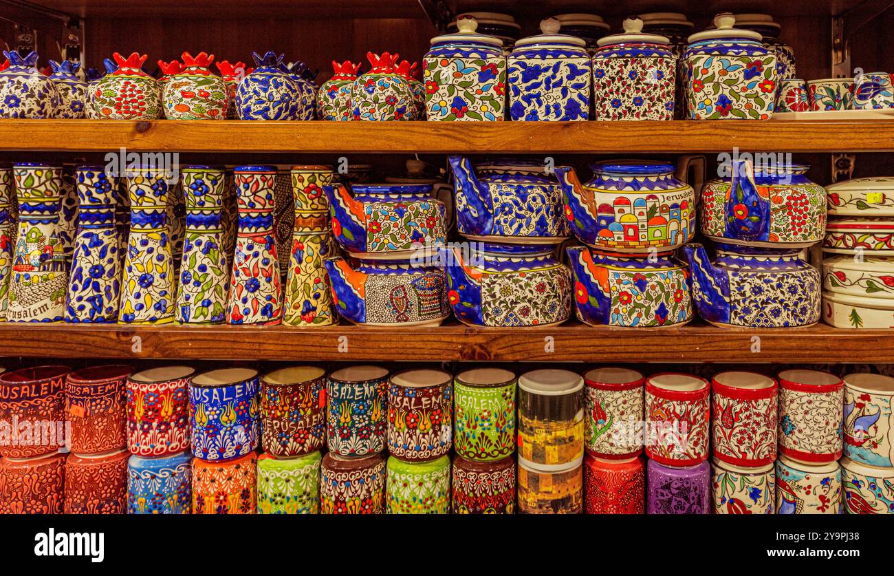 The Arabic suq in the historic old city of Jerusalem, Israel., Middle ...