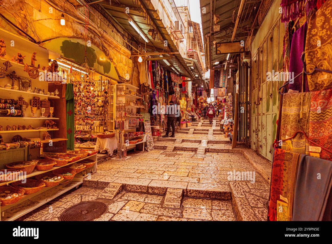The Arabic suq in the historic old city of Jerusalem, Israel., Middle ...