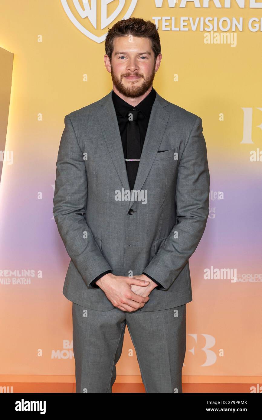 Los Angeles, USA. 10th Oct, 2024. Alex MacNicoll attends the arrivals ...