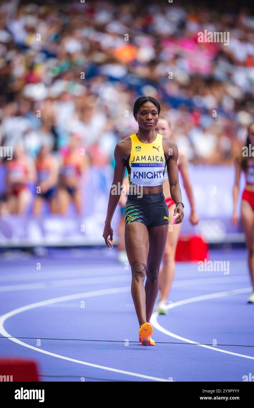 Andrenette Knight participating in the 4X400 meters relay at the Paris ...