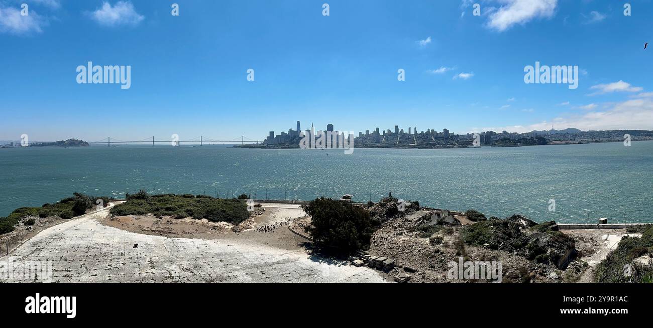 Panoramic view bay bridge hi-res stock photography and images - Alamy