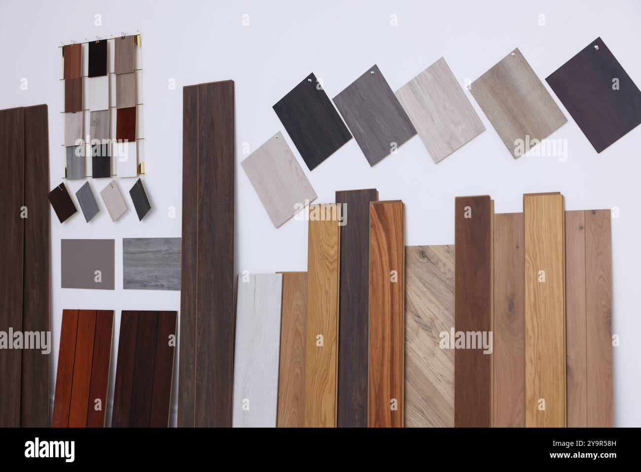 Many different samples of wooden flooring in store Stock Photo - Alamy