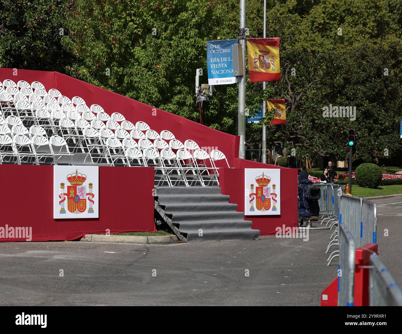Preparations for the military parade for the Día de la Hispanidad, on ...