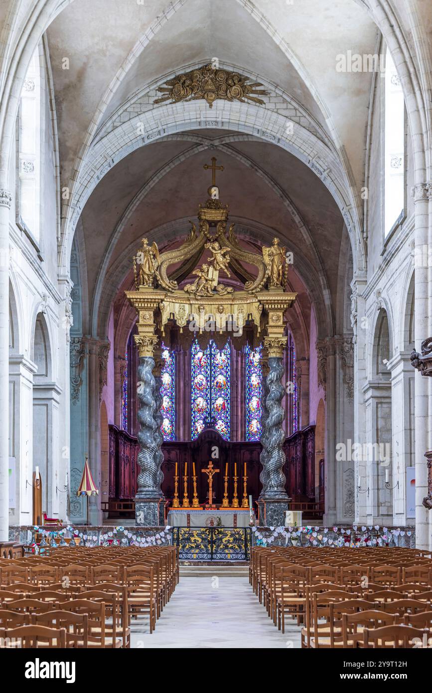 Verdun, France - April 28, 2024: Interior of Verdun Cathedral ...