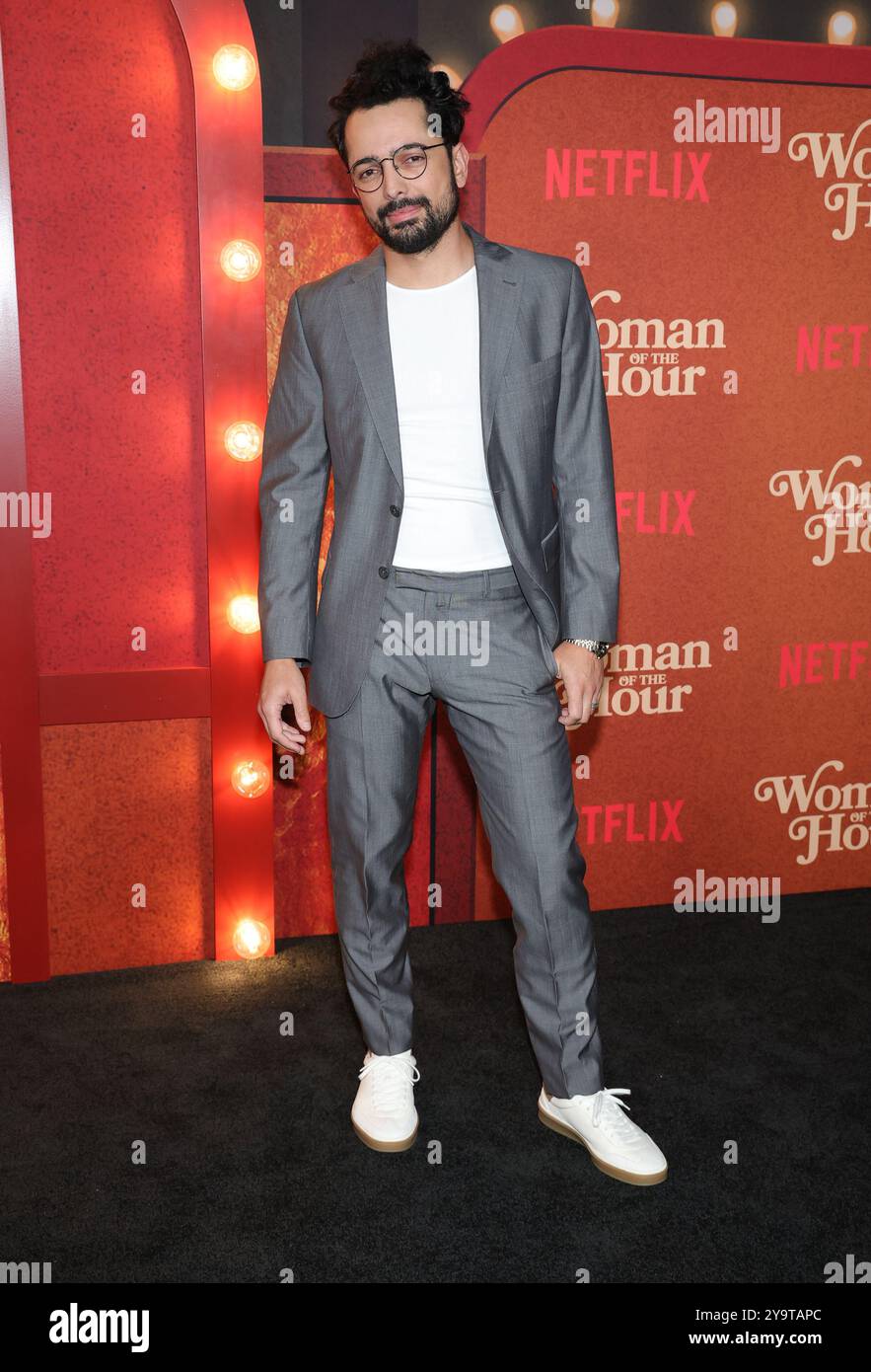 HOLLYWOOD, CA - OCTOBER 10: Joe Penna at Los Angeles Premiere Of ...