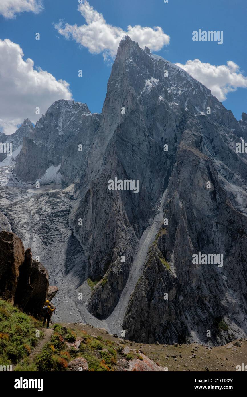 Trekking in the gorgeous Nangma Valley (Yosemite of Pakistan), Kanday ...