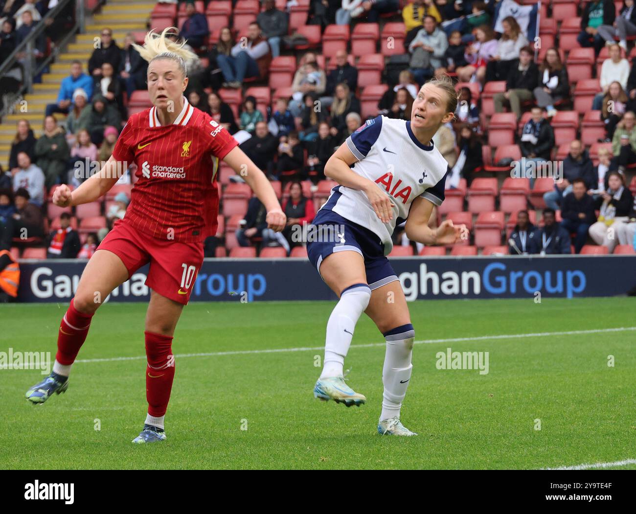 London, UK. 06th Oct, 2024. LONDON, ENGLAND - L-R Sophie Roman Haug of ...