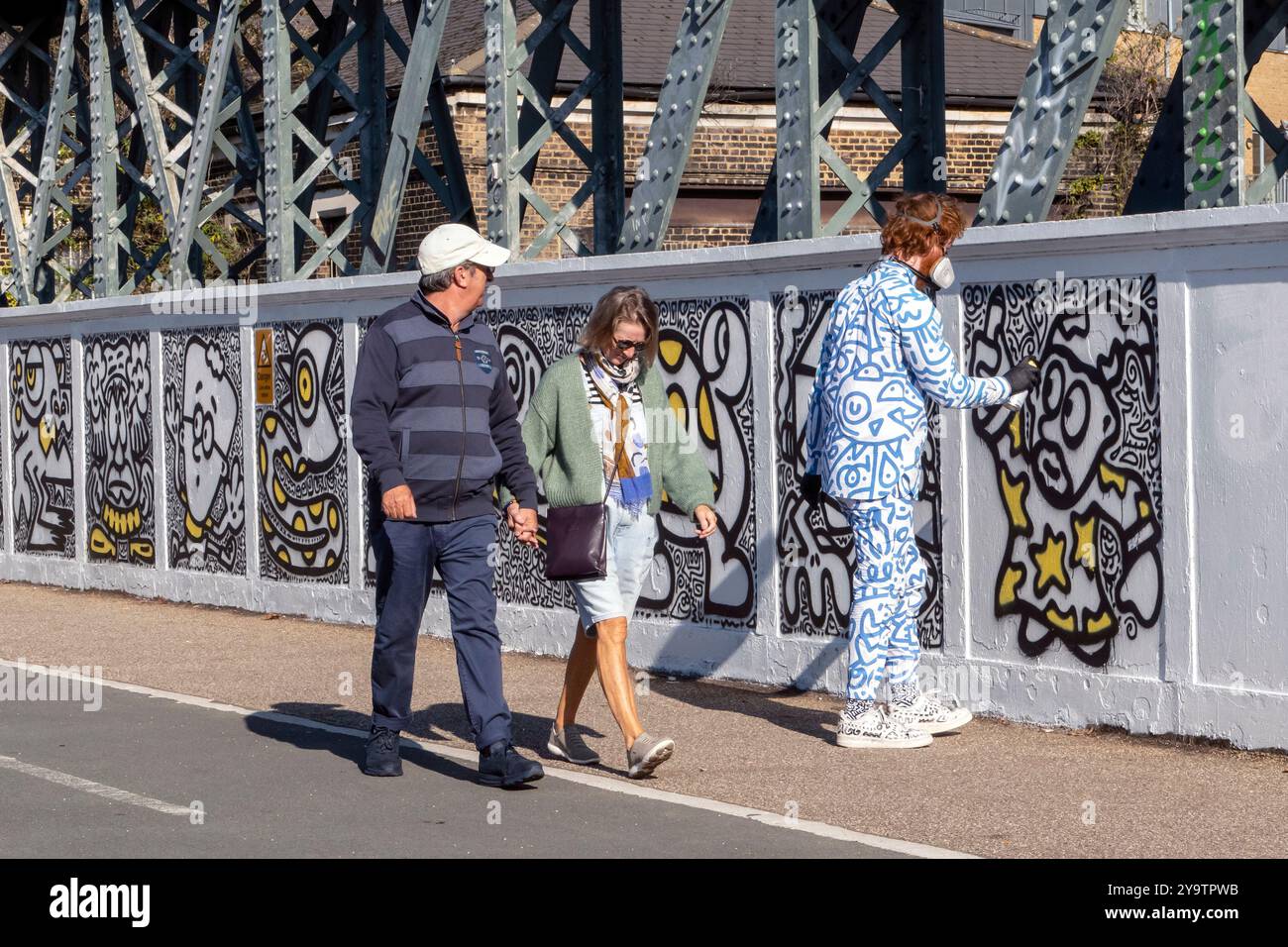 Mr Doodle working on his street mural ''Have a Doodley Day!' on Regents ...