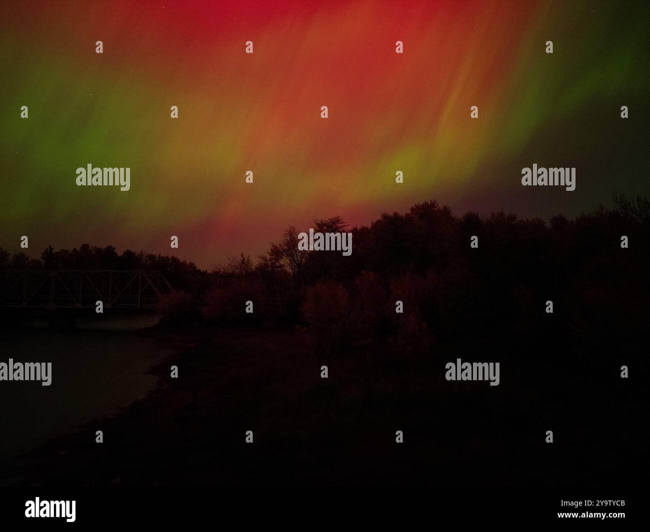 Colorful aurora hi-res stock photography and images - Alamy
