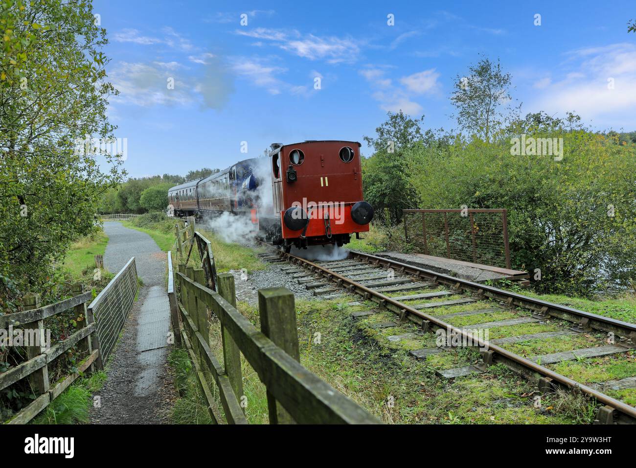 A Sentinel and Hunslet Steam engine or locomotive on the Chasewater ...