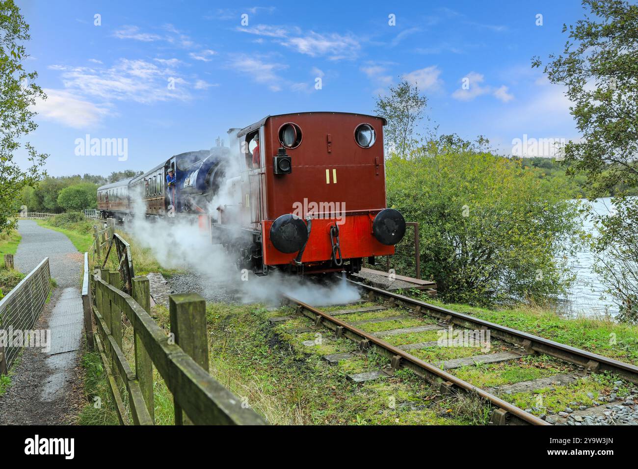 A Sentinel and Hunslet Steam engine or locomotive on the Chasewater ...