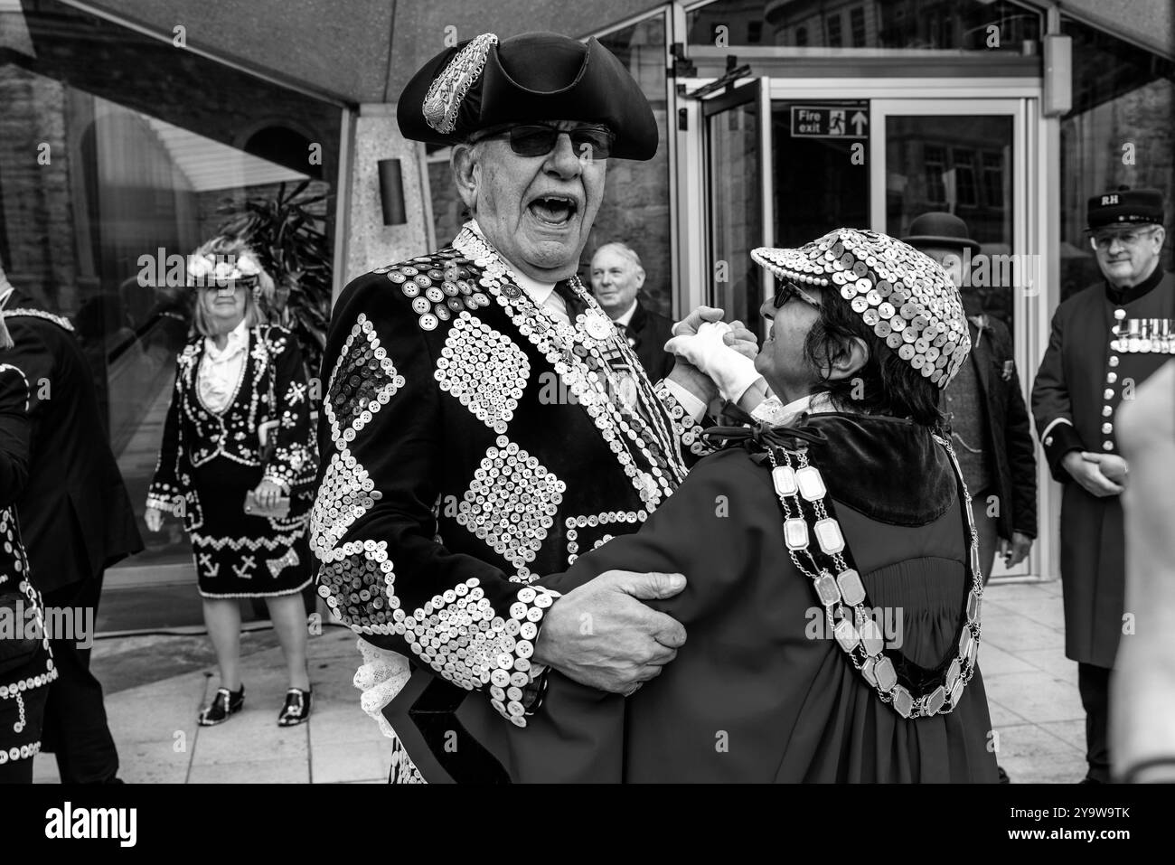 A Pearly King Dances With A London Borough Mayor At The Annual Pearly ...