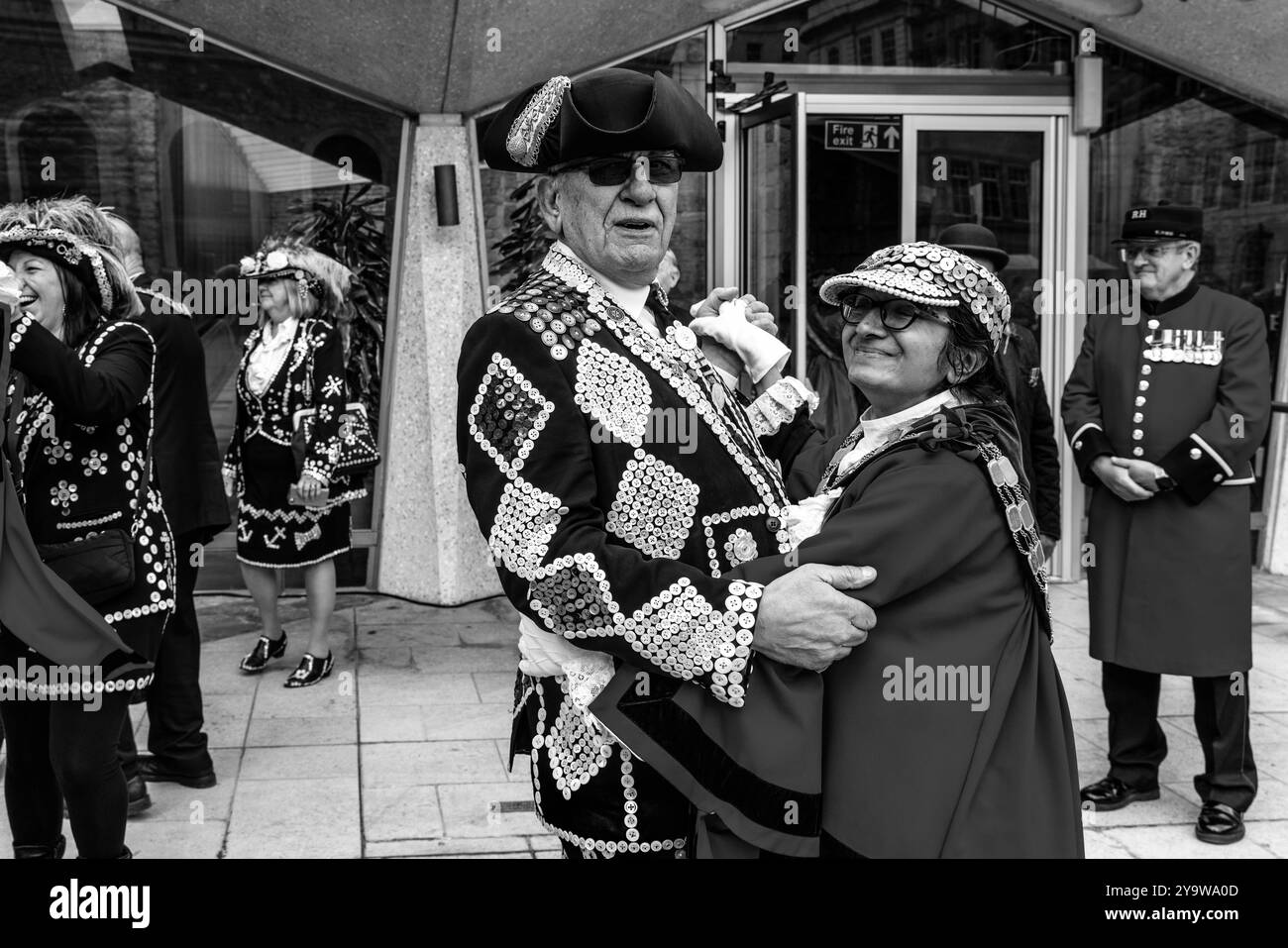 A Pearly King Dances With A London Borough Mayor At The Annual Pearly ...