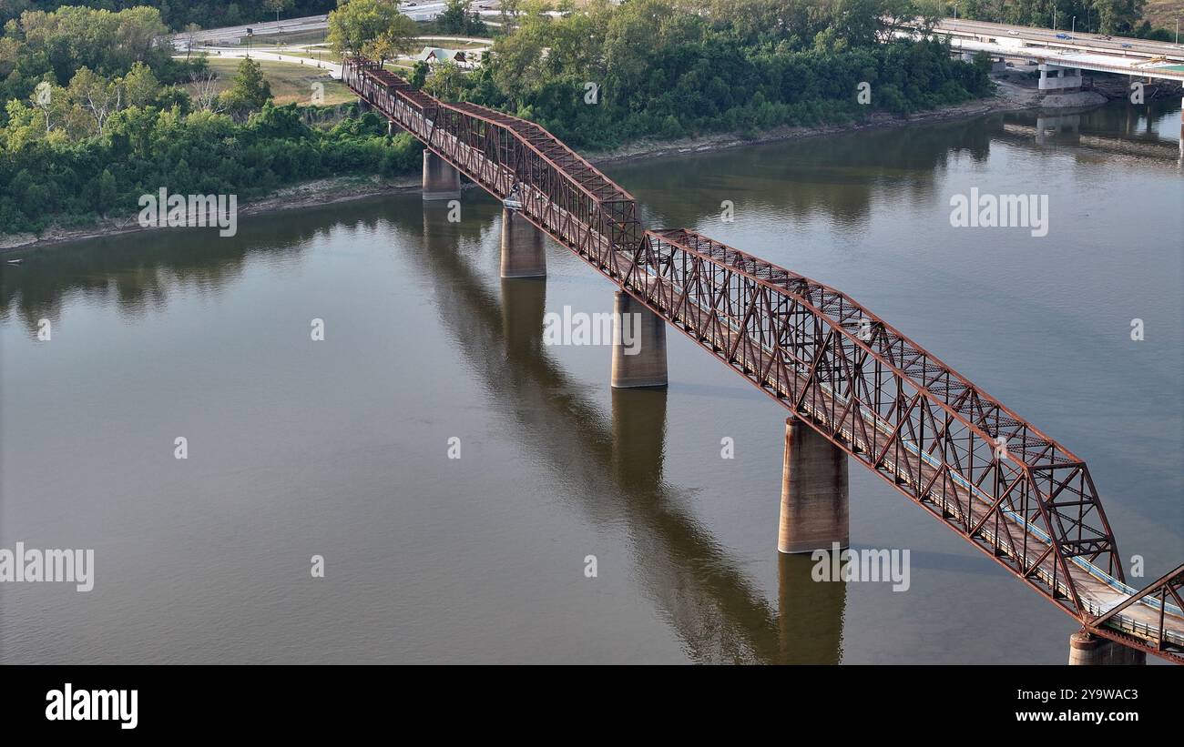 Aerial view of the Old Chain of Rocks Bridge near Granite City ...