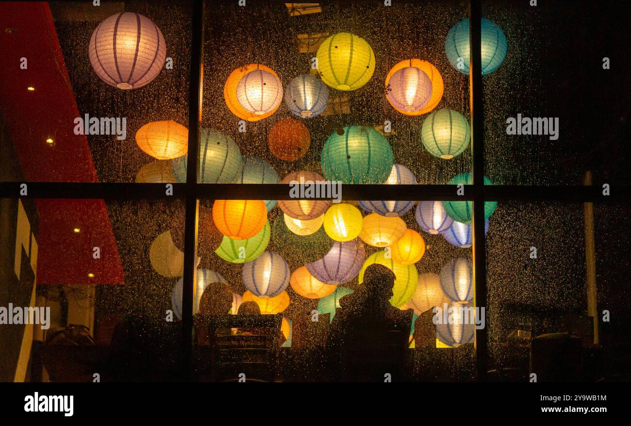 Balloon lights hi-res stock photography and images - Alamy