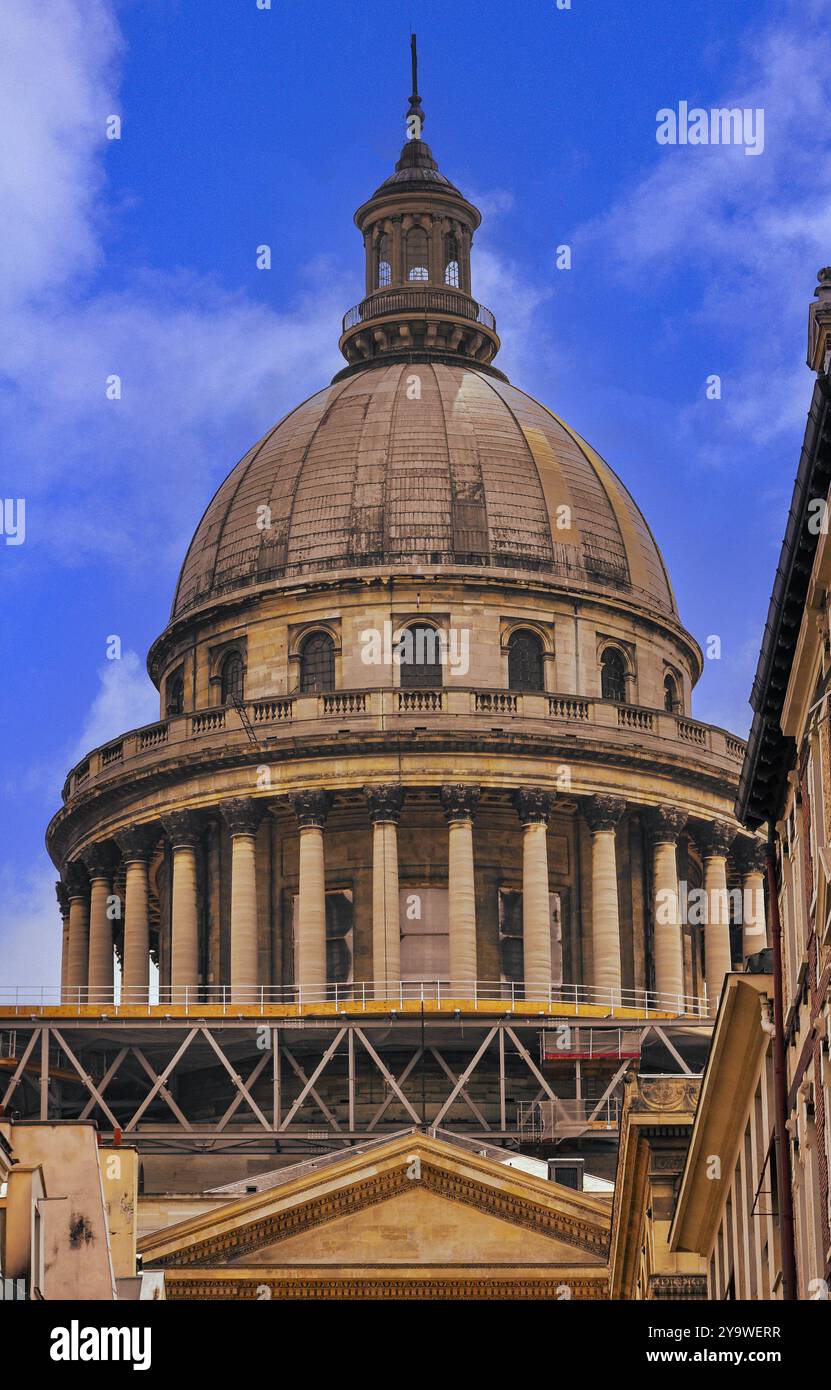Reviving the grandeur: The Paris Pantheon and its dome as seen in 2013 ...