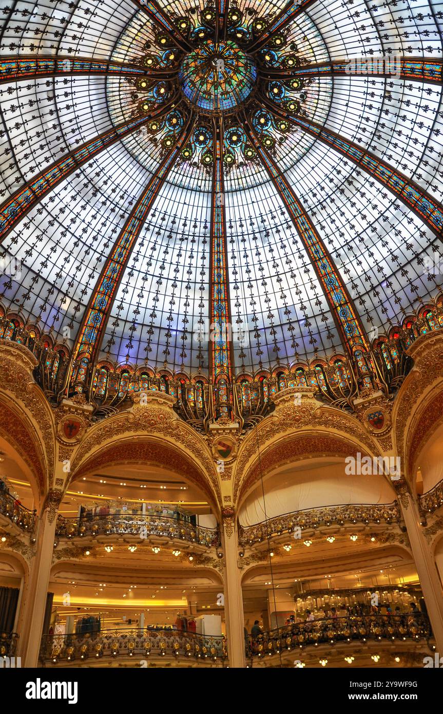 Radiant Masterpiece: The Glass Dome of Au Printemps Paris, department ...