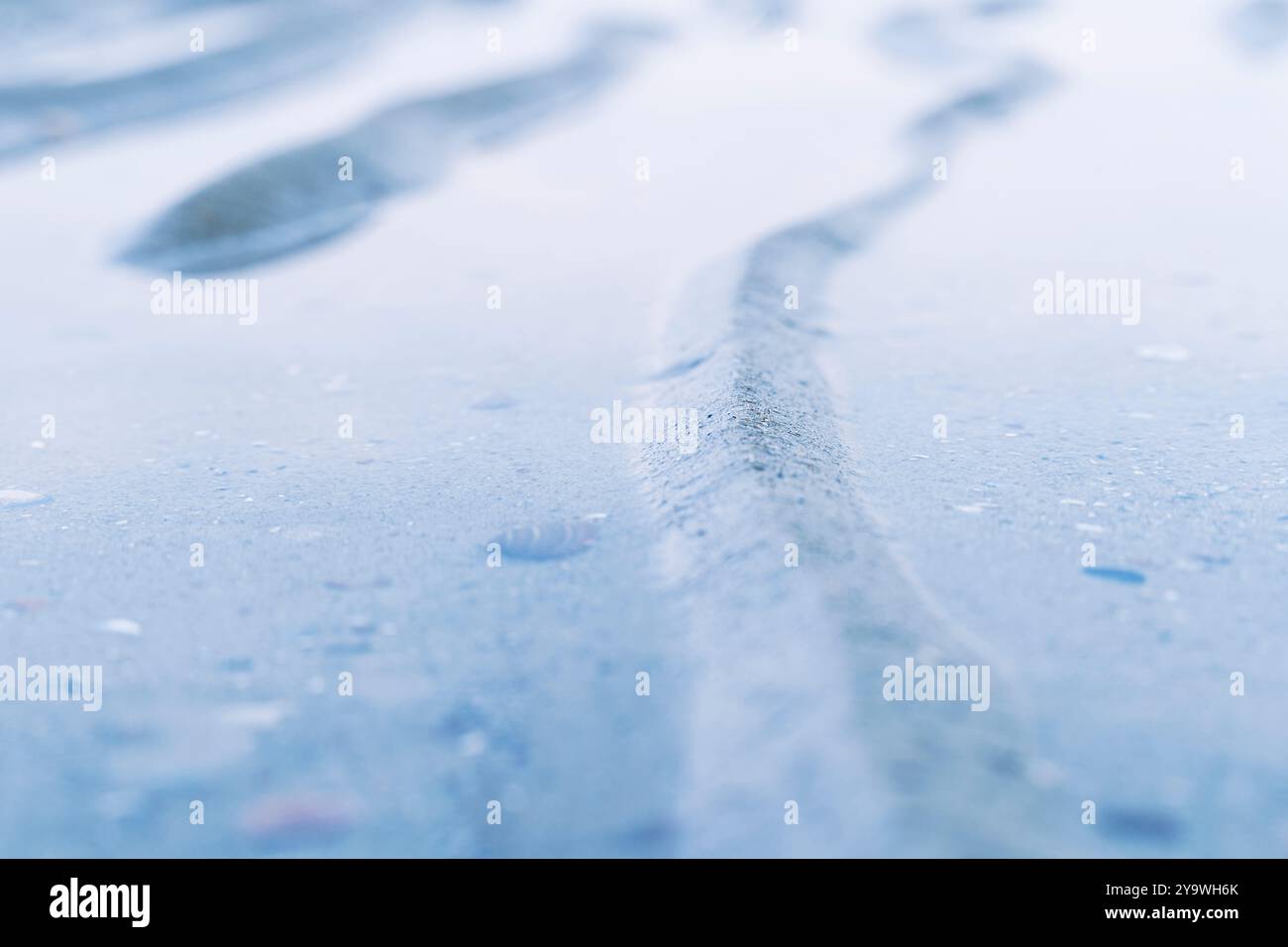 Natural background pattern formed by current and wind Stock Photo - Alamy
